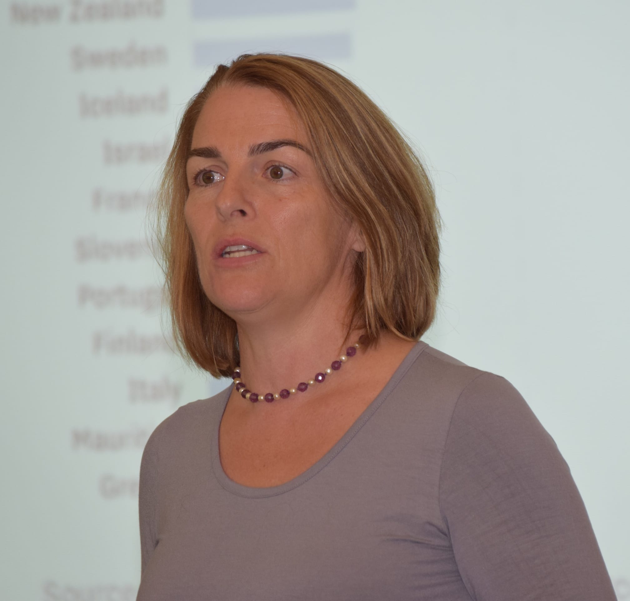 Doctor: Local leaders can promote progress on opioid problem ...