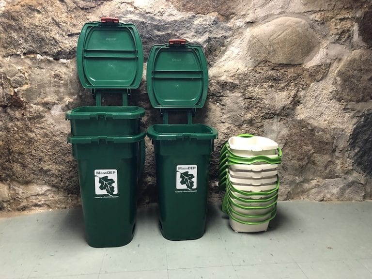 Hamilton mandates food waste composting - Massachusetts Municipal ...